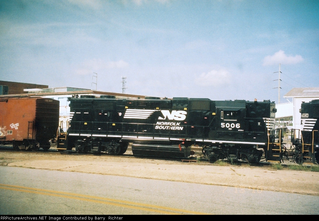 NS GP38-2 5006